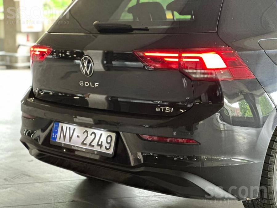 Melns Volkswagen Golf VIII 2024 Rīga, ar dzinēja tilpumu 1.50 L un nobraukumu 33 tūkst. km par 15290 €, foto 25 vietnē AUTOMOTO.COM.LV