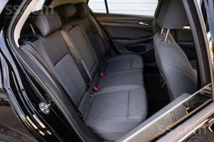 Melns Volkswagen Golf VIII 2024 Rīga, ar dzinēja tilpumu 1.50 L un nobraukumu 36 tūkst. km par 22950 €, foto 8 vietnē AUTOMOTO.COM.LV