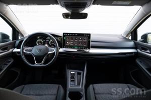 Melns Volkswagen Golf VIII 2024 Rīga, ar dzinēja tilpumu 1.50 L un nobraukumu 36 tūkst. km par 22950 €, foto 9 vietnē AUTOMOTO.COM.LV