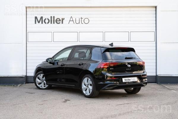 Melns Volkswagen Golf VIII 2024 Rīga, ar dzinēja tilpumu 1.50 L un nobraukumu 36 tūkst. km par 22950 €, foto 4 vietnē AUTOMOTO.COM.LV