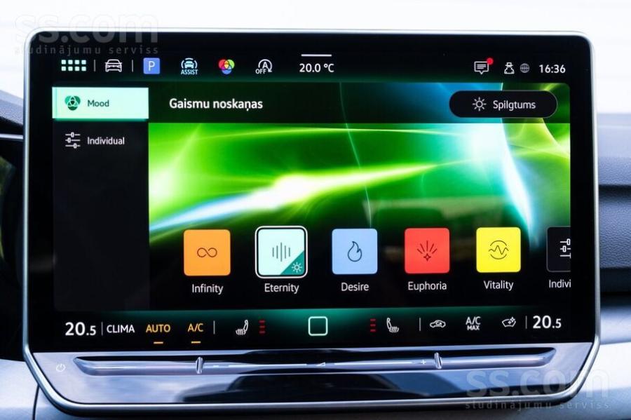 Черный Фольксваген Golf 8 2024 в Рига, объемом двигателя 1.50 л и пробегом 36 тыс. км за 22950 €, фото 16 на AUTOMOTO.COM.LV