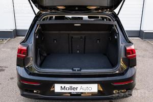 Черный Фольксваген Golf 8 2024 в Рига, объемом двигателя 1.50 л и пробегом 36 тыс. км за 22950 €, фото 19 на AUTOMOTO.COM.LV