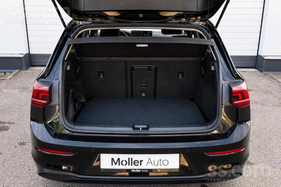 Черный Фольксваген Golf 8 2024 в Рига, объемом двигателя 1.50 л и пробегом 36 тыс. км за 22950 €, фото 19 на AUTOMOTO.COM.LV