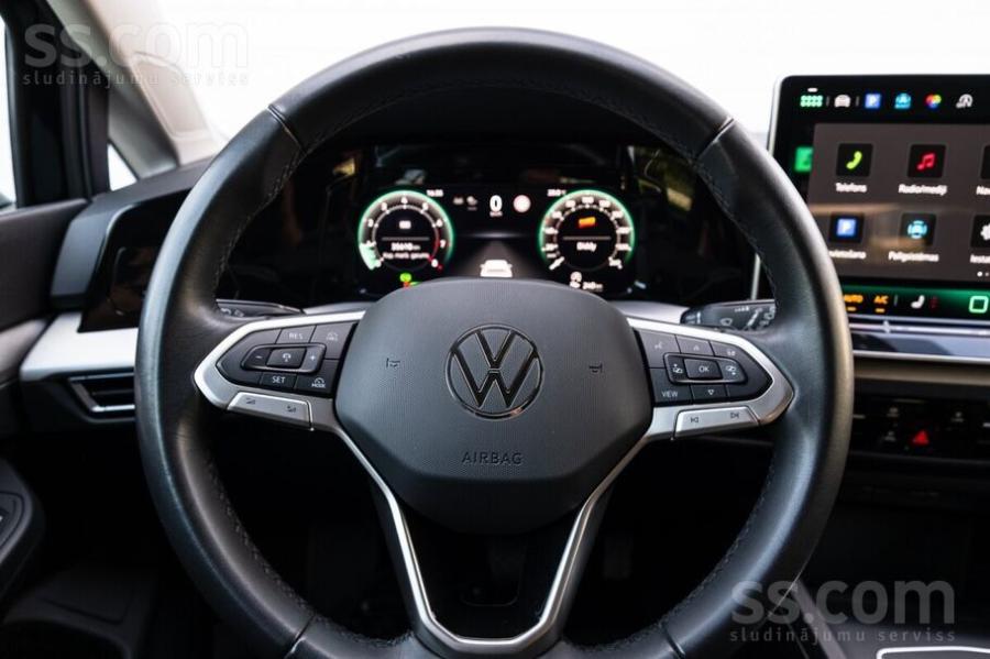 Черный Фольксваген Golf 8 2024 в Рига, объемом двигателя 1.50 л и пробегом 36 тыс. км за 22950 €, фото 21 на AUTOMOTO.COM.LV