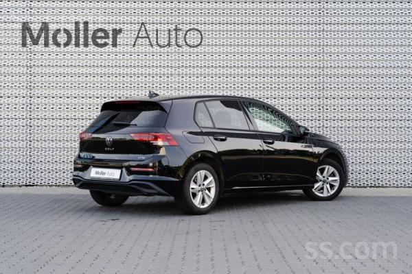 Volkswagen Golf VIII 2024 in Riga on AUTOMOTO.COM.LV Black Volkswagen Golf VIII 2024 in Riga, with an engine capacity of 1.50 L and mileage of 30 thousand km for 22900 €, photo 5 on AUTOMOTO.COM.LV