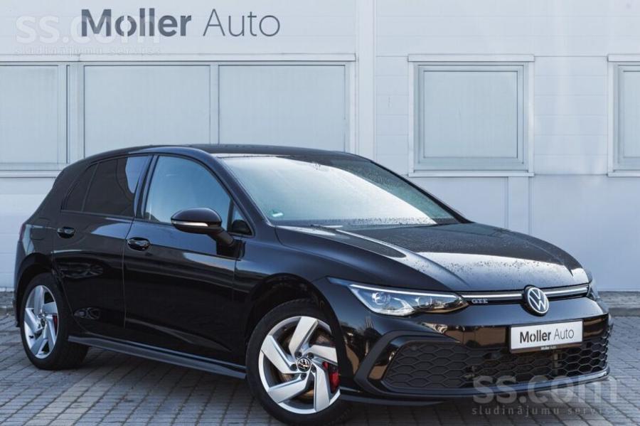 Черный Фольксваген Golf 8 2021 в Вентспилс, объемом двигателя 1.40 л и пробегом 100 тыс. км за 19990 €, фото 8 на AUTOMOTO.COM.LV