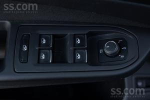 Черный Фольксваген Golf 8 2021 в Вентспилс, объемом двигателя 1.40 л и пробегом 100 тыс. км за 19990 €, фото 31 на AUTOMOTO.COM.LV
