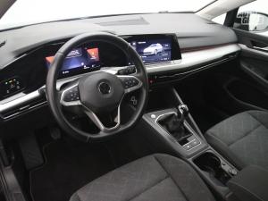Black Volkswagen Golf VIII 2021 in Vilnius, with an engine capacity of 1.00 L and mileage of 184 thousand km for 12899 €, photo 16 on AUTOMOTO.COM.LV