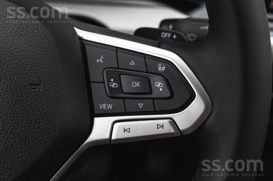 Черный Фольксваген Golf 8 2021 в Вентспилс, объемом двигателя 2.00 л и пробегом 168 тыс. км за 17000 €, фото 19 на AUTOMOTO.COM.LV