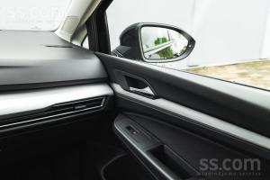Черный Фольксваген Golf 8 2021 в Вентспилс, объемом двигателя 2.00 л и пробегом 168 тыс. км за 17000 €, фото 28 на AUTOMOTO.COM.LV