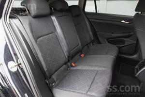 Черный Фольксваген Golf 8 2021 в Вентспилс, объемом двигателя 2.00 л и пробегом 168 тыс. км за 17000 €, фото 29 на AUTOMOTO.COM.LV