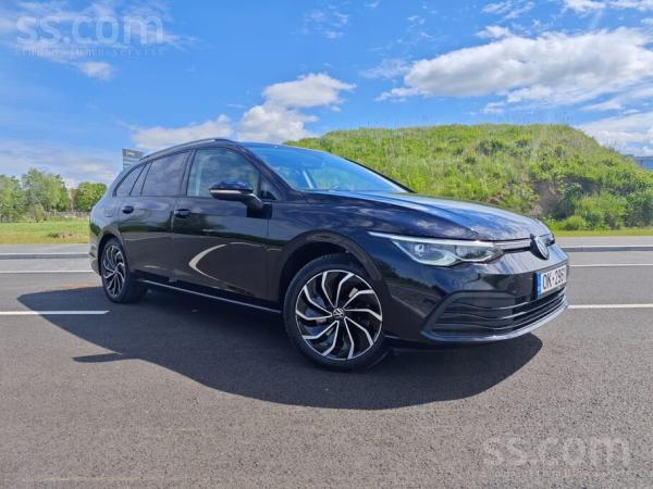 Black Volkswagen Golf VIII 2021 in Riga, with an engine capacity of 2.00 L and mileage of 189 thousand km for 16200 €, photo 1 on AUTOMOTO.COM.LV