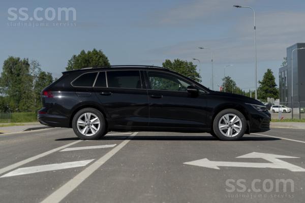 Черный Фольксваген Golf 8 2021 в Рига, объемом двигателя 2.00 л и пробегом 153 тыс. км за 16350 €, фото 2 на AUTOMOTO.COM.LV