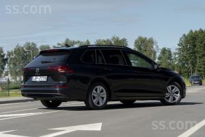 Black Volkswagen Golf VIII 2021 in Riga, with an engine capacity of 2.00 L and mileage of 153 thousand km for 16350 €, photo 4 on AUTOMOTO.COM.LV