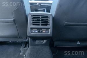 Black Volkswagen Golf VIII 2021 in Riga, with an engine capacity of 2.00 L and mileage of 153 thousand km for 16350 €, photo 13 on AUTOMOTO.COM.LV