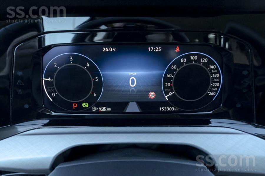 Black Volkswagen Golf VIII 2021 in Riga, with an engine capacity of 2.00 L and mileage of 153 thousand km for 16350 €, photo 17 on AUTOMOTO.COM.LV