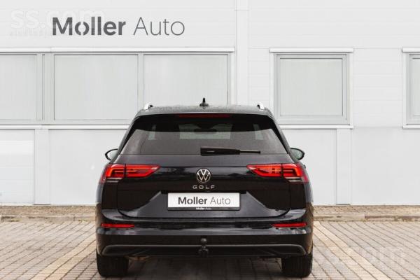 Black Volkswagen Golf VIII 2021 in Ventspils, with an engine capacity of 2.00 L and mileage of 168 thousand km for 17000 €, photo 4 on AUTOMOTO.COM.LV