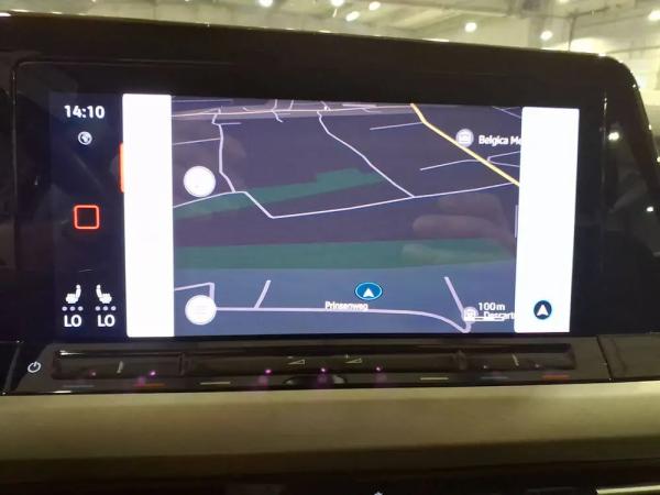 Melns Volkswagen Golf VIII 2021 Rīga, ar dzinēja tilpumu 1.00 L un nobraukumu 142 tūkst. km par 14490 €, foto 9 vietnē AUTOMOTO.COM.LV