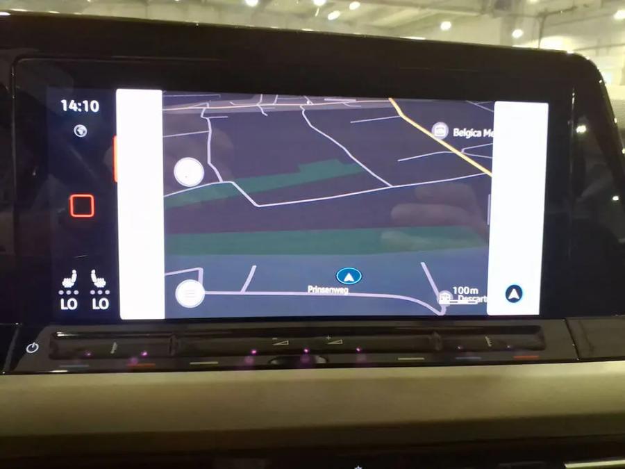 Черный Фольксваген Golf 8 2021 в Рига, объемом двигателя 1.00 л и пробегом 142 тыс. км за 14490 €, фото 9 на AUTOMOTO.COM.LV
