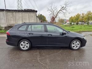 Black Volkswagen Golf VIII 2021 in Riga, with an engine capacity of 1.00 L and mileage of 187 thousand km for 14190 €, photo 6 on AUTOMOTO.COM.LV