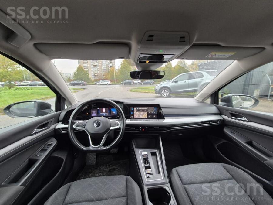 Black Volkswagen Golf VIII 2021 in Riga, with an engine capacity of 1.00 L and mileage of 187 thousand km for 14190 €, photo 11 on AUTOMOTO.COM.LV