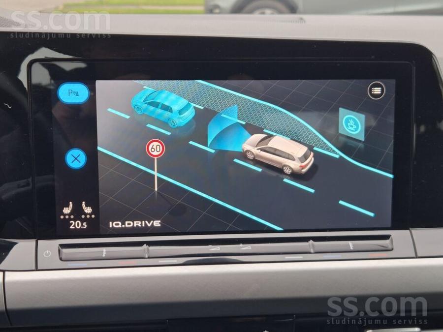 Black Volkswagen Golf VIII 2021 in Riga, with an engine capacity of 1.00 L and mileage of 187 thousand km for 14190 €, photo 21 on AUTOMOTO.COM.LV