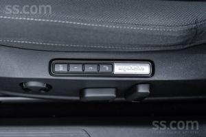 Черный Фольксваген Golf 8 2022 в Рига, объемом двигателя 2.00 л и пробегом 139 тыс. км за 18000 €, фото 13 на AUTOMOTO.COM.LV