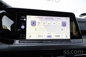 Черный Фольксваген Golf 8 2022 в Рига, объемом двигателя 2.00 л и пробегом 139 тыс. км за 18000 €, фото 23 на AUTOMOTO.COM.LV