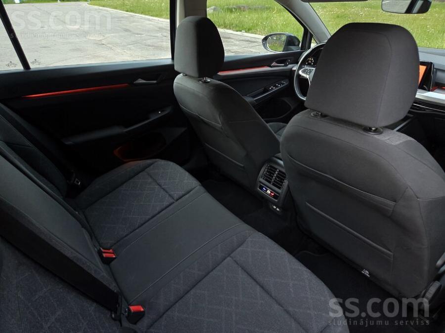 Melns Volkswagen Golf VIII 2022 Rīga, ar dzinēja tilpumu 1.50 L un nobraukumu 56 tūkst. km par 19900 €, foto 9 vietnē AUTOMOTO.COM.LV