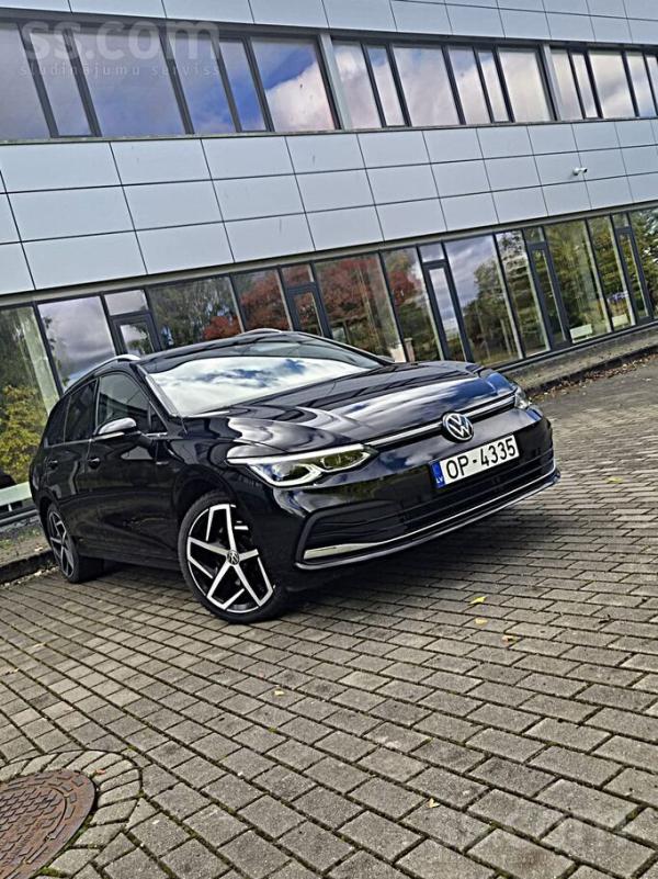 Черный Фольксваген Golf 8 2022 в Тукумс, объемом двигателя 2.00 л и пробегом 168 тыс. км за 15300 €, фото 1 на AUTOMOTO.COM.LV
