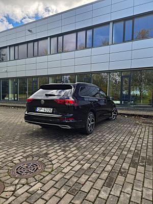 Black Volkswagen Golf VIII 2022 in Tukums, with an engine capacity of 2.00 L and mileage of 168 thousand km for 15300 €, photo 5 on AUTOMOTO.COM.LV