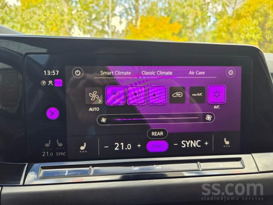 Black Volkswagen Golf VIII 2022 in Tukums, with an engine capacity of 2.00 L and mileage of 168 thousand km for 15300 €, photo 16 on AUTOMOTO.COM.LV