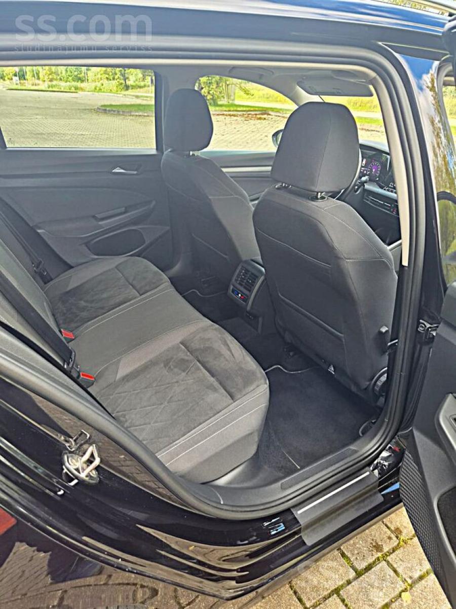 Black Volkswagen Golf VIII 2022 in Tukums, with an engine capacity of 2.00 L and mileage of 168 thousand km for 15300 €, photo 21 on AUTOMOTO.COM.LV