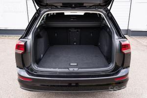 Черный Фольксваген Golf 8 2023 в Рига, объемом двигателя 1.50 л и пробегом 133 тыс. км за 17950 €, фото 20 на AUTOMOTO.COM.LV