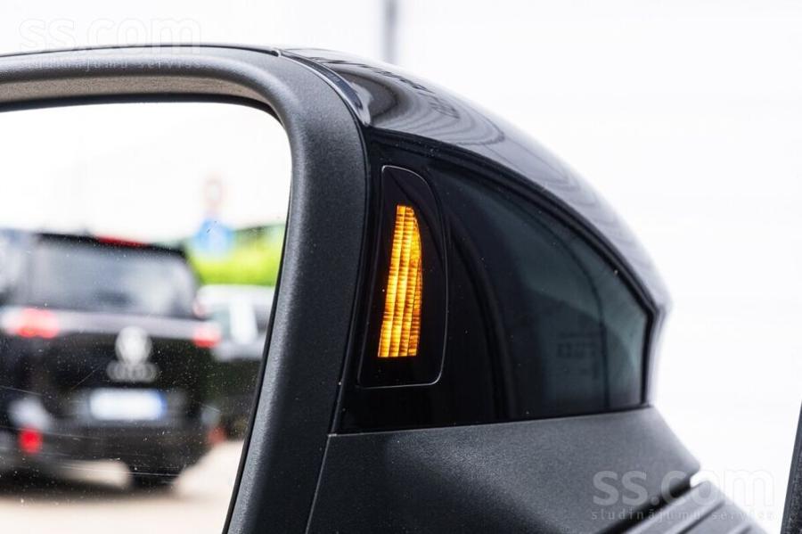 Черный Фольксваген Golf 8 2023 в Рига, объемом двигателя 1.50 л и пробегом 133 тыс. км за 17950 €, фото 21 на AUTOMOTO.COM.LV