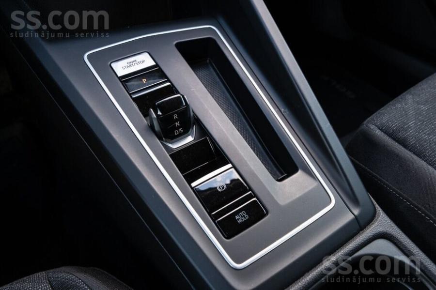 Black Volkswagen Golf VIII 2023 in Riga, with an engine capacity of 1.50 L and mileage of 159 thousand km for 17900 €, photo 19 on AUTOMOTO.COM.LV