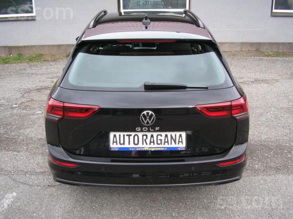 Black Volkswagen Golf VIII 2023 in Riga, with an engine capacity of 2.00 L and mileage of 0 thousand km for 13950 €, photo 6 on AUTOMOTO.COM.LV