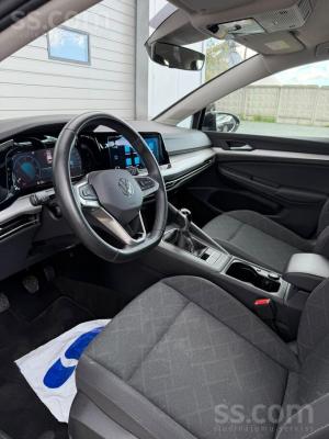 Черный Фольксваген Golf 8 2024 в Елгава, объемом двигателя 2.00 л и пробегом 86 тыс. км за 16800 €, фото 9 на AUTOMOTO.COM.LV