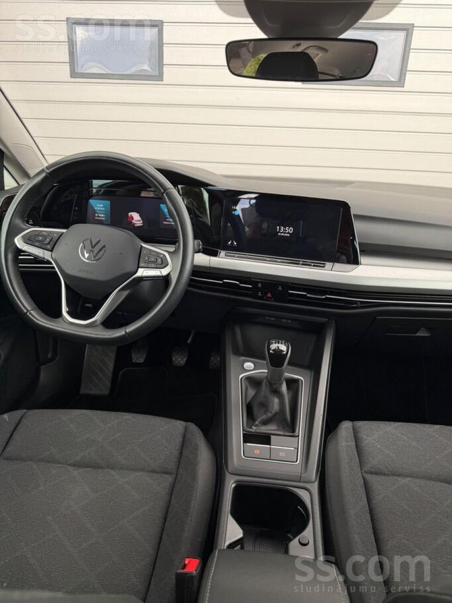 Черный Фольксваген Golf 8 2024 в Елгава, объемом двигателя 2.00 л и пробегом 86 тыс. км за 16800 €, фото 10 на AUTOMOTO.COM.LV