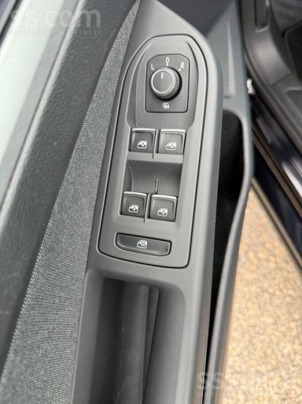 Фольксваген Golf 8 2024 в Елгава на AUTOMOTO.COM.LV Черный Фольксваген Golf 8 2024 в Елгава, объемом двигателя 2.00 л и пробегом 86 тыс. км за 16800 €, фото 11 на AUTOMOTO.COM.LV