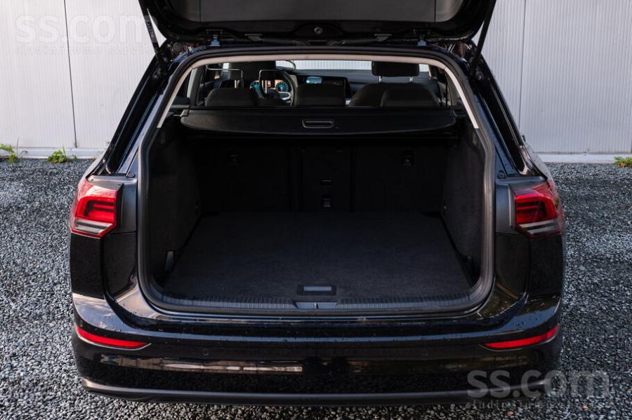 Melns Volkswagen Golf VIII 2024 Jelgava, ar dzinēja tilpumu 2.00 L un nobraukumu 123 tūkst. km par 17000 €, foto 7 vietnē AUTOMOTO.COM.LV
