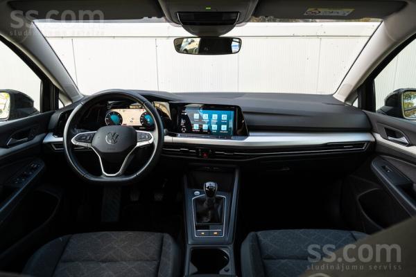 Черный Фольксваген Golf 8 2024 в Елгава, объемом двигателя 2.00 л и пробегом 123 тыс. км за 17000 €, фото 10 на AUTOMOTO.COM.LV
