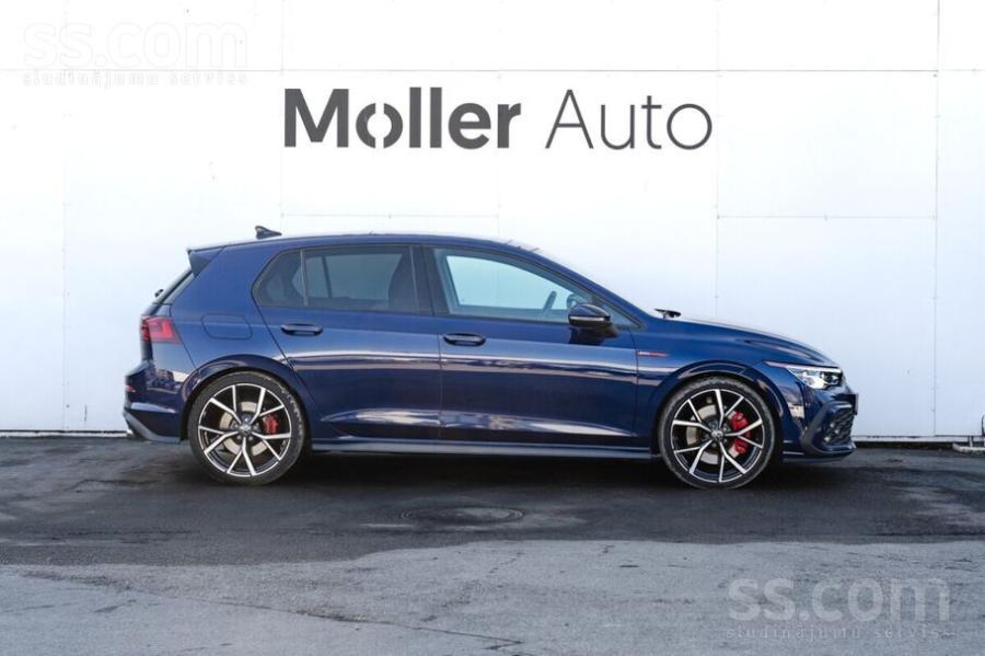 Синий Фольксваген Golf 8 2021 в Рига, объемом двигателя 2.00 л и пробегом 75 тыс. км за 28750 €, фото 6 на AUTOMOTO.COM.LV