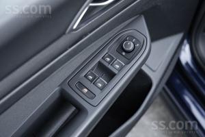 Синий Фольксваген Golf 8 2021 в Рига, объемом двигателя 2.00 л и пробегом 75 тыс. км за 28750 €, фото 10 на AUTOMOTO.COM.LV