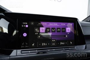 Синий Фольксваген Golf 8 2021 в Рига, объемом двигателя 2.00 л и пробегом 75 тыс. км за 28750 €, фото 19 на AUTOMOTO.COM.LV