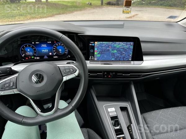 Zils Volkswagen Golf VIII 2021 Rīga, ar dzinēja tilpumu 1.00 L un nobraukumu 70 tūkst. km par 14750 €, foto 3 vietnē AUTOMOTO.COM.LV