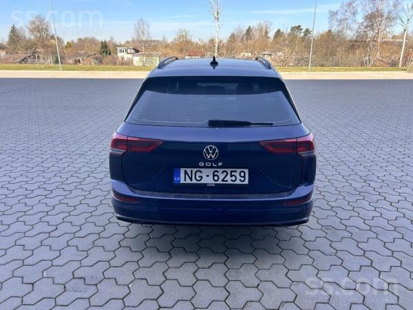 Синий Фольксваген Golf 8 2022 в Рига, объемом двигателя 2.00 л и пробегом 123 тыс. км за 16200 €, фото 4 на AUTOMOTO.COM.LV