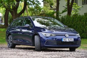 Zils Volkswagen Golf VIII 2022 Cēsis, ar dzinēja tilpumu 2.00 L un nobraukumu 139 tūkst. km par 16400 €, foto 3 vietnē AUTOMOTO.COM.LV