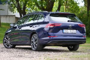 Zils Volkswagen Golf VIII 2022 Cēsis, ar dzinēja tilpumu 2.00 L un nobraukumu 139 tūkst. km par 16400 €, foto 5 vietnē AUTOMOTO.COM.LV