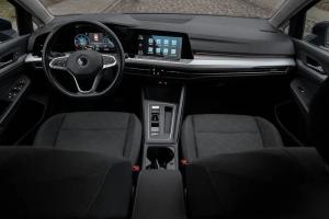 Синий Фольксваген Golf 8 2022 в Елгава, объемом двигателя 2.00 л и пробегом 136 тыс. км за 16800 €, фото 9 на AUTOMOTO.COM.LV